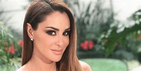 Ninel Conde Bajo El Sol Sube La Temperatura En Las Redes Mui Vida Real