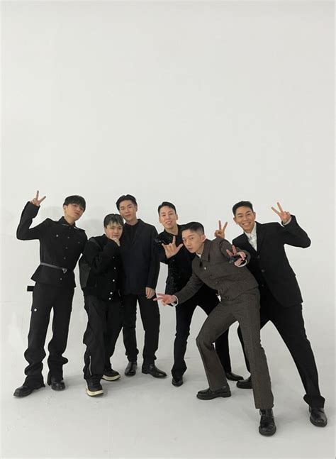 Pin By ᴸ ᴸ ᴸ On H1ghr Music Aomg Korean Hip Hop Rappers Yugyeom