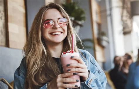 Eyewear Trends Fashion And Functionality Unite Manometcurrent