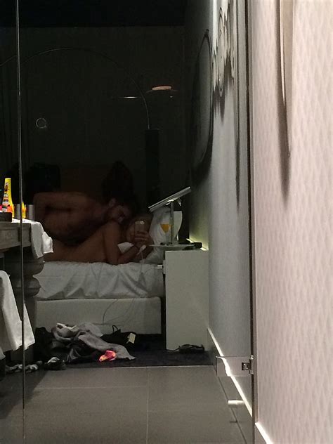 Sami Miro Zac Efrons Ex Girlfriend Nude Private Pics — Sex And Pussy