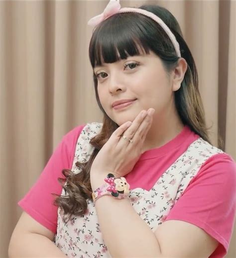 Tasya Kamila Remake Foto Masa Kecil Wajah Awet Mudanya Bikin Netizen