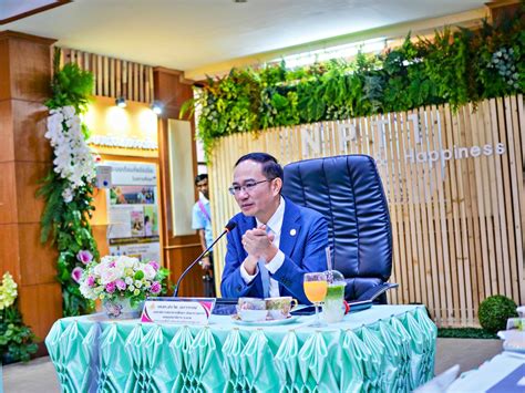 รศดรประวิต เอราวรรณ์ เลขาธิการสภาการศึกษา และรักษาราชการแทนเลขาธิการ