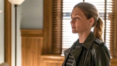 Chicago P D Star Leaving Forever After Season 11 Giant Freakin Robot