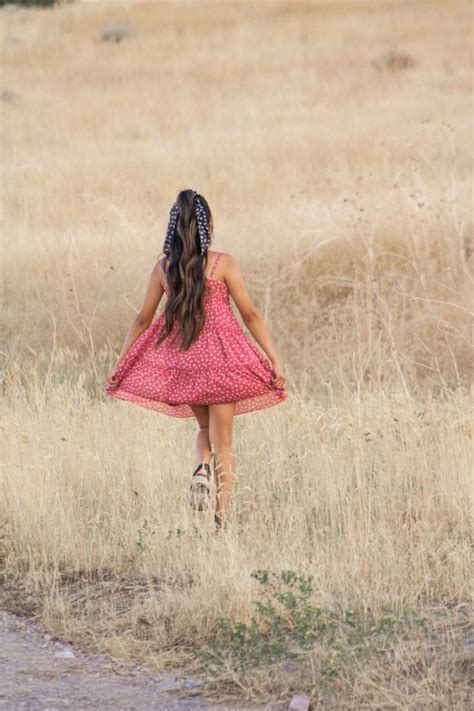 Wheat Field Photoshoot Idea 🌾