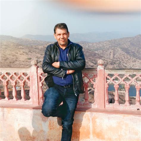 Anil Solankis Amazon Page