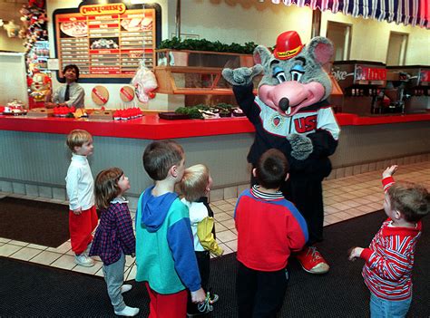 Vintage Photos A Look Back At Chuck E Cheese Over The Years
