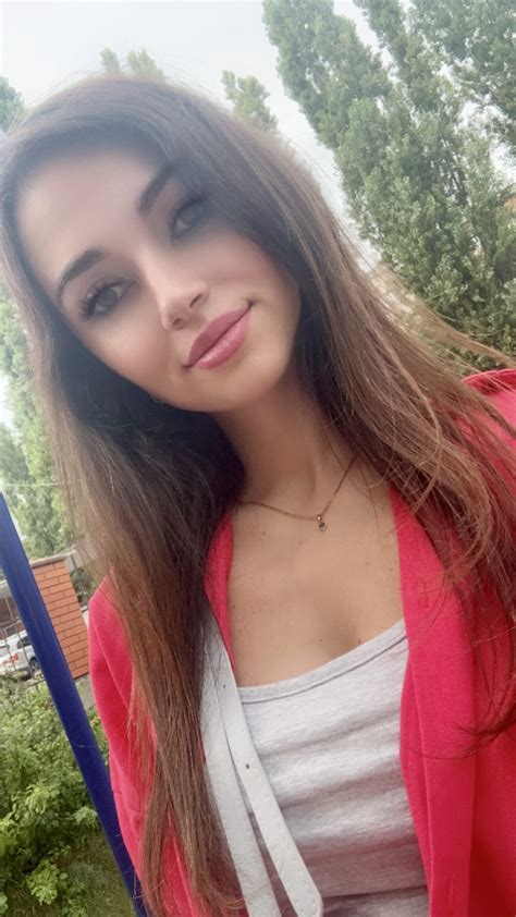 Бажаю усім гарного вечора та солодкої ночі💕