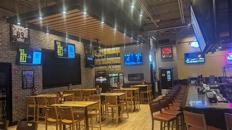 Buffalo Wild Wings Marion Restaurant Marion Il Opentable