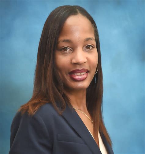 Yolanda Williams Davis Real Estate Agent In Southfield Mi
