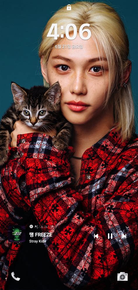 더쿠 아 잠금해제 할때마다 웃음남