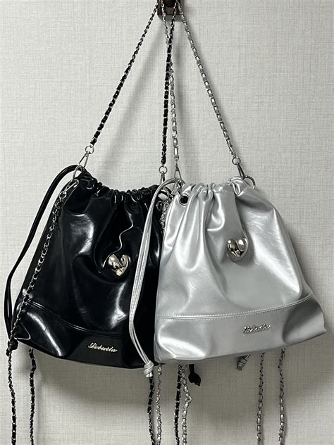 하트 체인 숄더백 겸용 백팩실버블랙