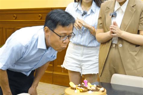 美女咪咪挑戰高虹安一日隨行幕僚 開箱市長鐵人市政行程 蕃新聞