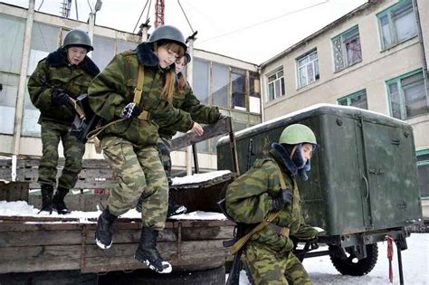 ロシアの児童、8歳から軍事訓練を開始中国網日本語