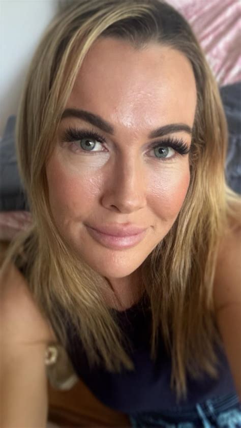Just Straight Up Selfie X Rsfwnextdoorgirls