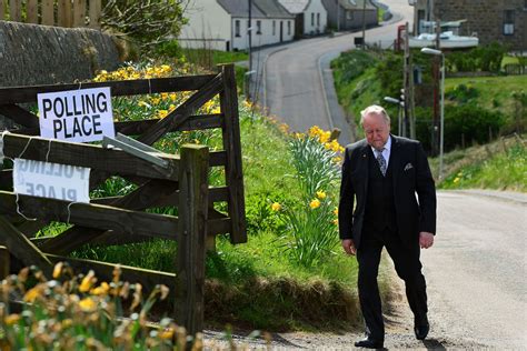 General Election 2015 All The Best Pictures From Polling Day Mirror