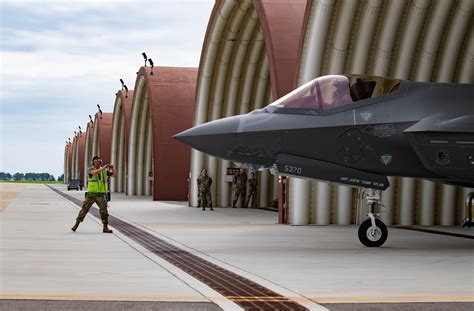 Us F 35s Conduct Combined Training With Rokaf Pacific Air Forces