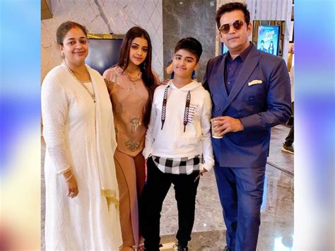 Ravi Kishan पत्नी के सो जाने के बाद चुपके से ये काम करते हैं रवि किशन