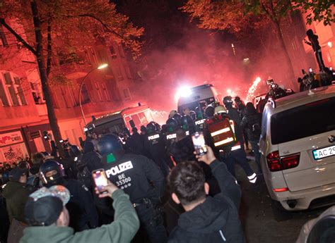 Pro Palästina Demos in Berlin 65 Polizisten bei Krawallen verletzt MOPO