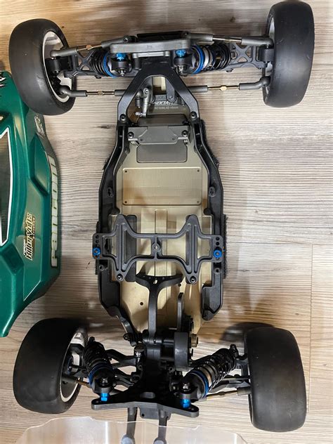 AE B6 4 D R C Tech Forums