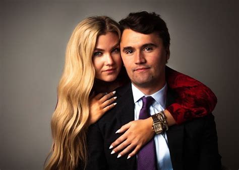 Body Language Experts Decode Erika Kirk And Jd Vances Super Intimate