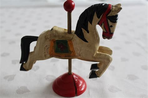 DREWNIANY KONIK NA BIEGUNACH Z NIEMIEC Starocie Antyki