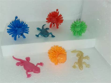 Vintage Lot Of Rubber Wiggly Dinosaurs And Lizards Lot 2 1000