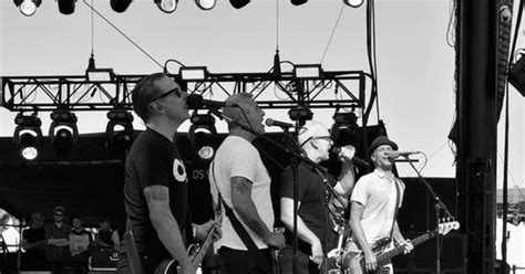 Bad Religion Decades Filmed Live At The Roxy 2000s Set In Seattle