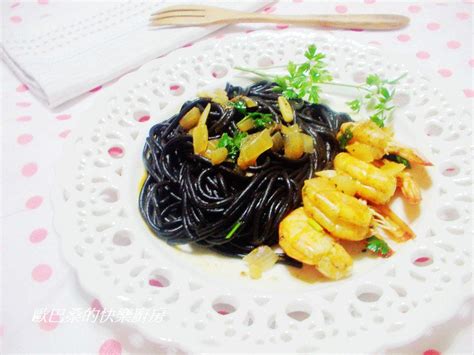 白酒鮮蝦墨魚義大利麵食譜做法 歐巴桑的快樂廚房的Cook1Cook食譜分享