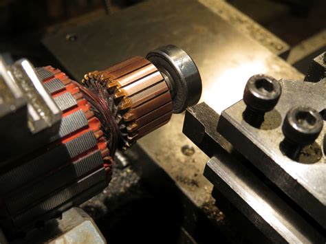 Vacuum Cleaner Motor Commutator Cleaning