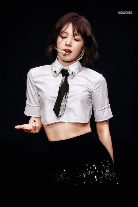 Pin By Pyrrhus 20 On K Pop Red Velvet Wendy Red Velvet Red Velvet Red Velvet Outfit