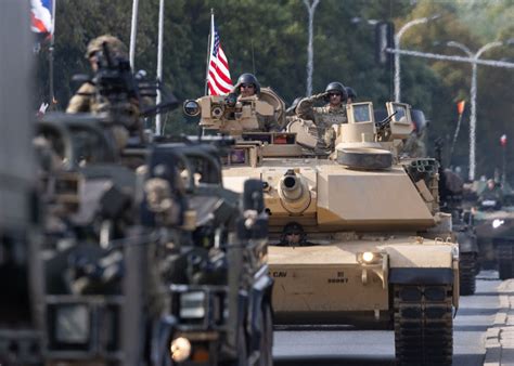 США снарядили Тайваню десятки танков Abrams