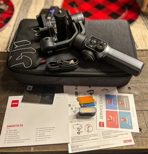 Zhiyun Smooth S Combo Smartphone Gimbal Stabilizer Review The Gadgeteer