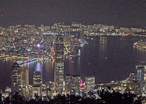 明日市區氣溫最高33°c 日間偶有陽光及酷熱 紫外線強度極高 Oncc 東網 Line Today