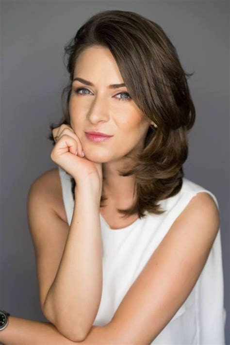 Cu Propriile Maini Romance Creatoare Diana Fondatoarea Foldedandco