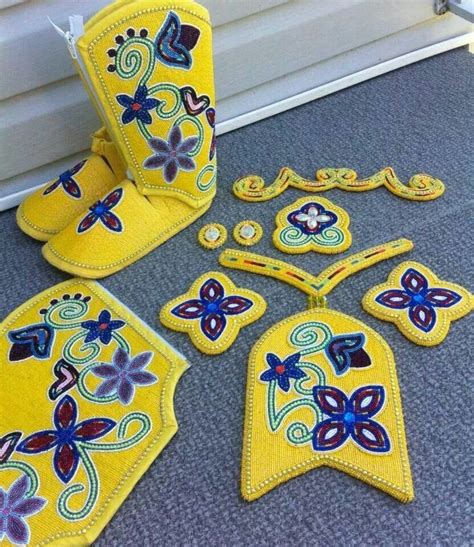 Powwow Beadwork Bead Work Beadwork Designs