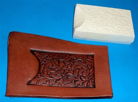 Acanthus Leaf Panel Bunkhouse Tools