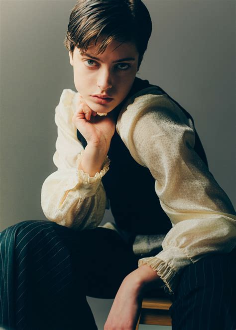 Robin V Micha Models