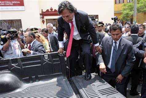 Alejandro Toledo Solo Está Ganado Tiempo El Men