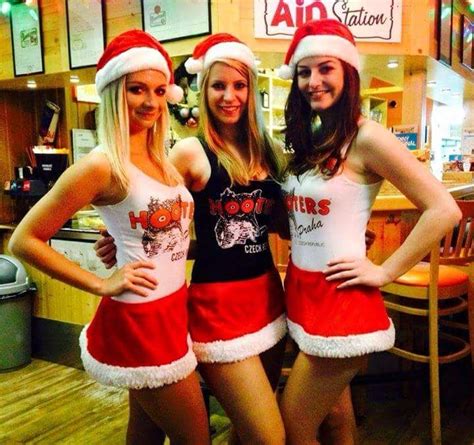 Pin On Hooters Girls