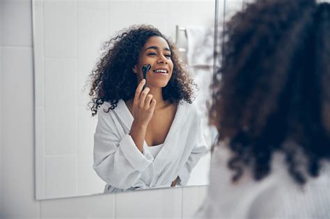 Does At Home Microneedling Work Rael