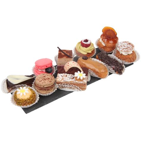 Lot De 12 Mini Gâteaux Assortiment De Saison Boulangerie Galzin Victoire