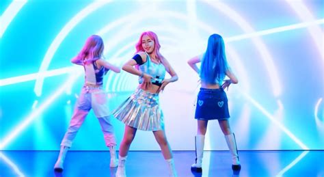 The K Pop Girl Group Eternity Meet The Ai Idols Otakukart