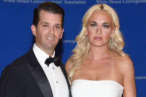 Donald Trump Jr Shows Off Valentine S Day Bed