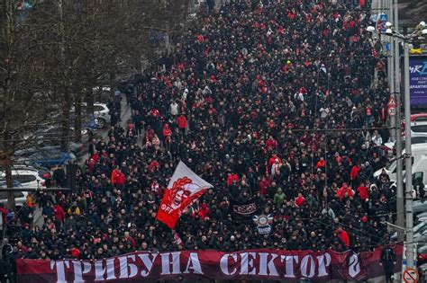 Трибуна Армейци След провело се заседание на общинския съвет днес отново името на бъдещата