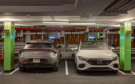 The Gravity Ev Charging Center In Midtown Manhattan Is Fast Charges