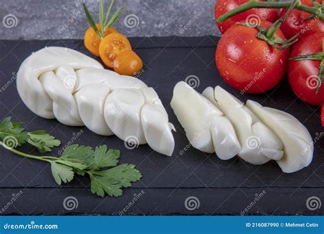 Cheese Braided Braid Fresh Soft White Buffalo Buffalo Milk Mozzarella