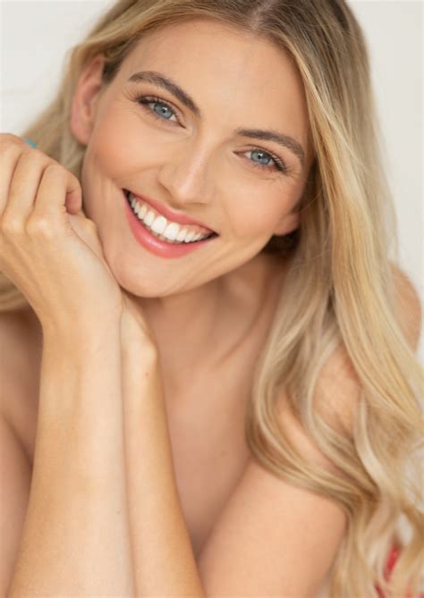 Amelia W Pk Model Agency