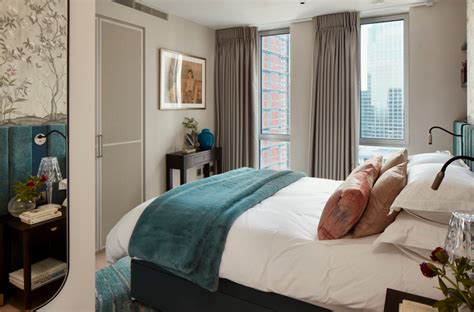 Canary Wharf Modern Home Contemporaneo Camera Da Letto Londra