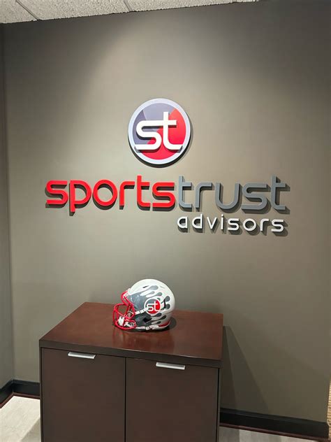 Taylor Mcdowell On Linkedin Womeninsports Nflagency Nusl Internship