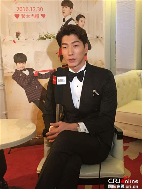 国际在线专访张亮：我已经爱上了演员这个身份 国际在线移动版